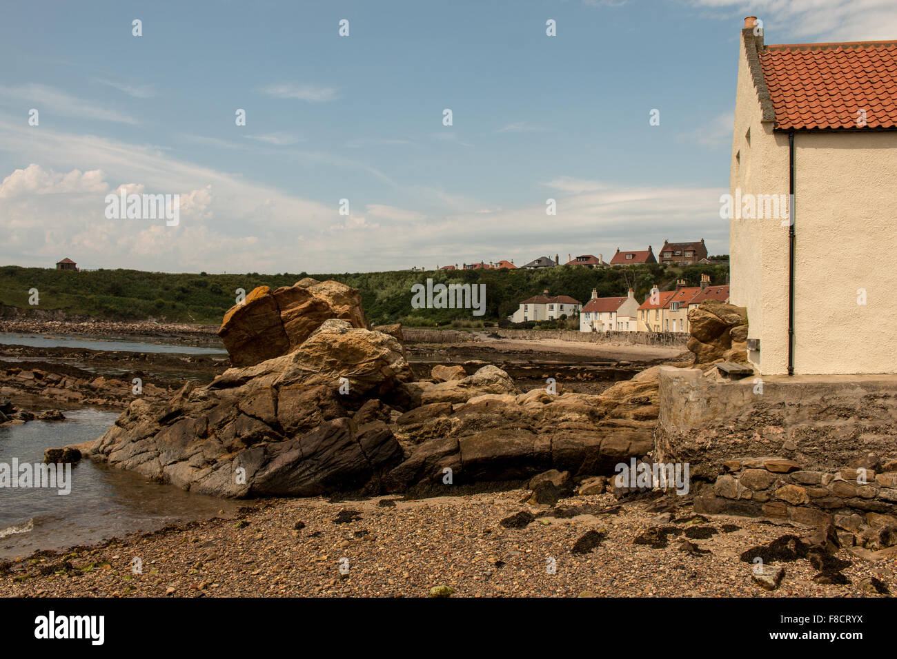 Pittenweem rocks hi-res stock photography and images - Alamy