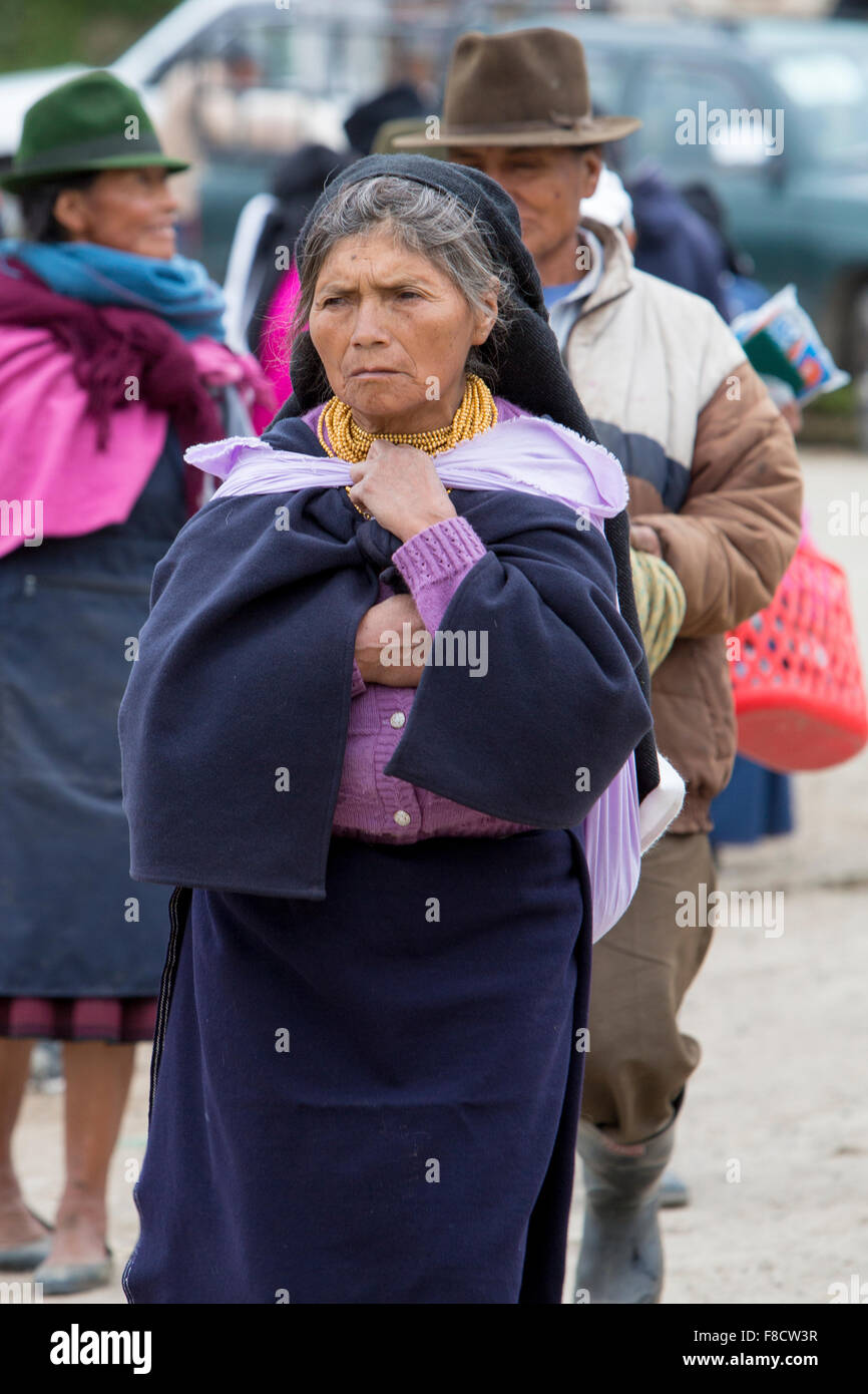 Women from the Mestizo ethnic group in Otavalo, Ecuador Stock Photo - Alamy