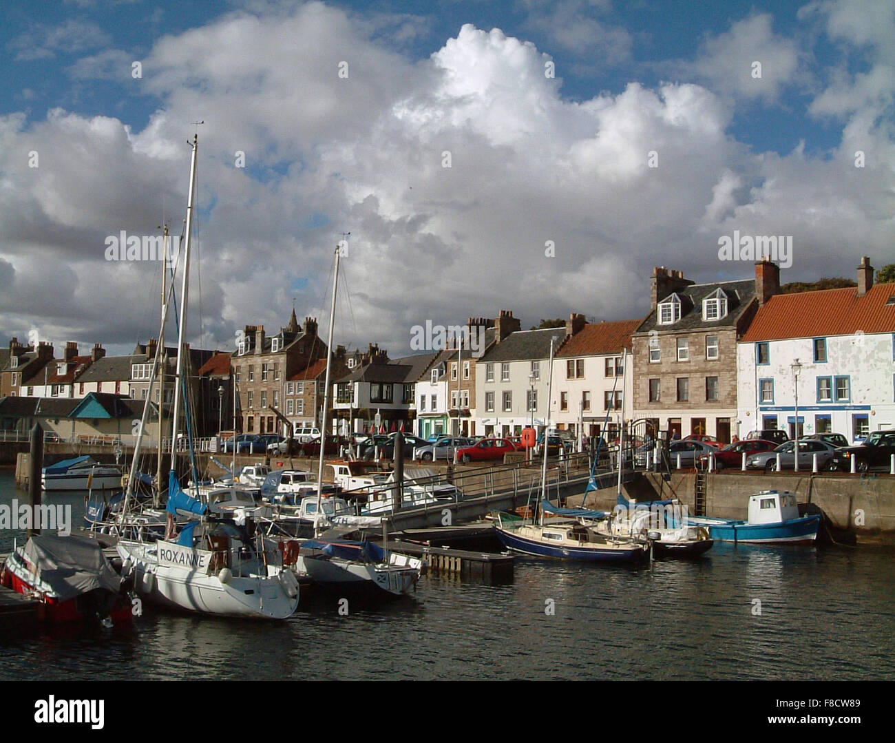 Anstruther Harbour Houses High Resolution Stock Photography and Images ...