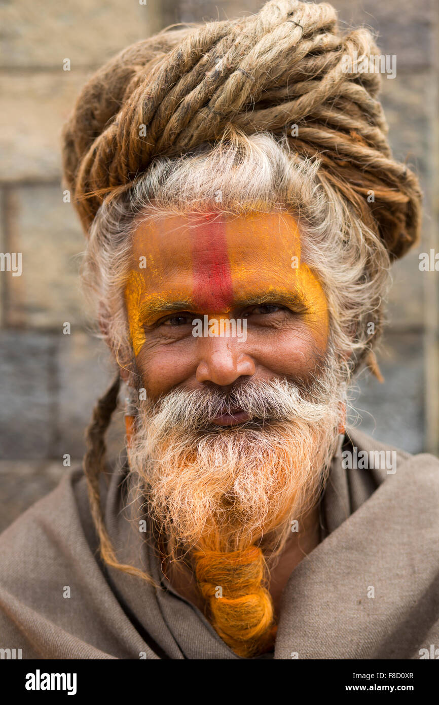 Portrait Sadhu - holy man, india Stock Photo - Alamy