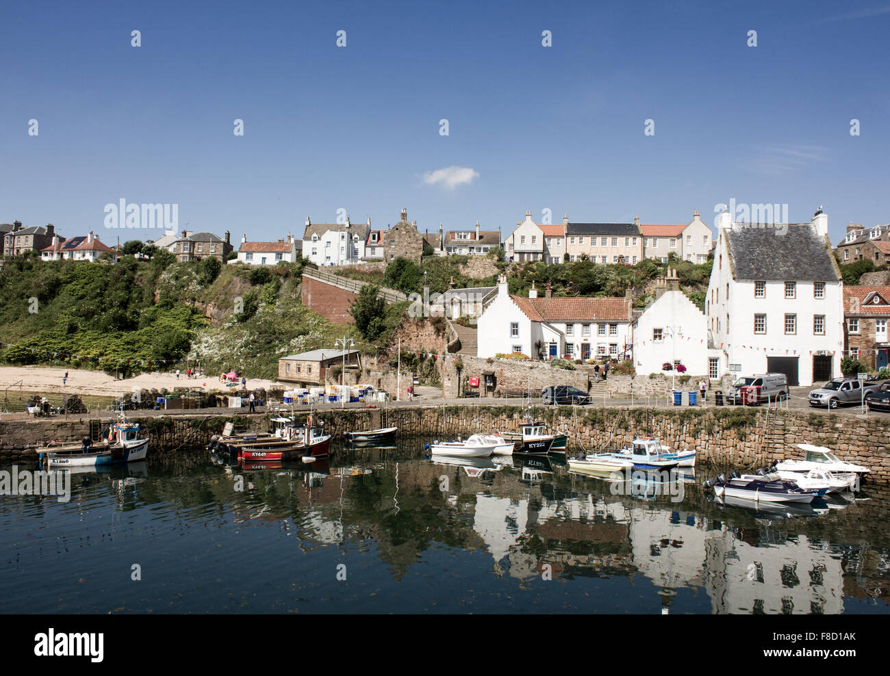 Pittenweem coastal path hi-res stock photography and images - Alamy