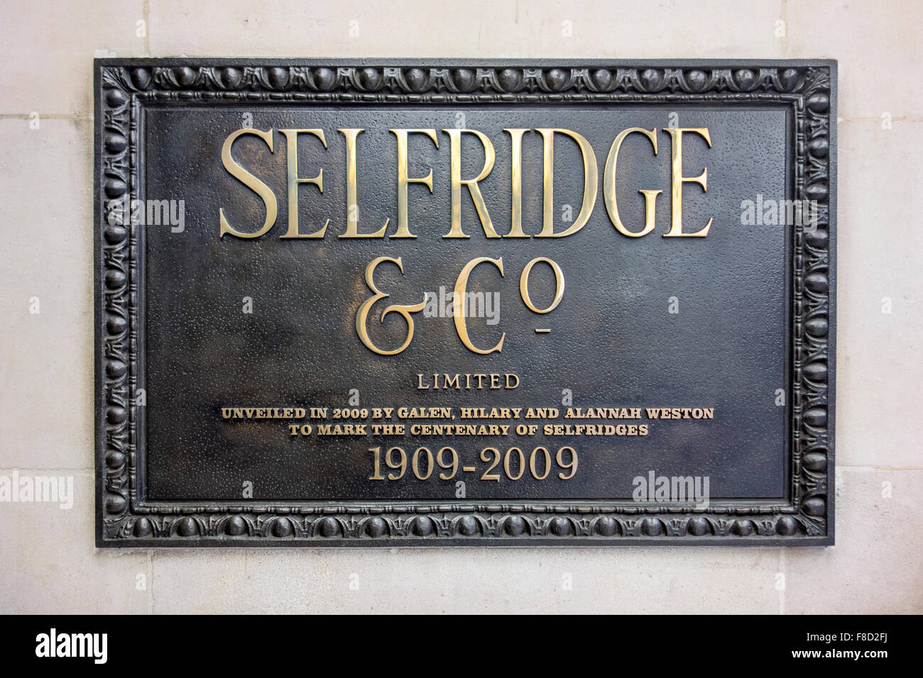 Selfridges hi-res stock photography and images - Alamy