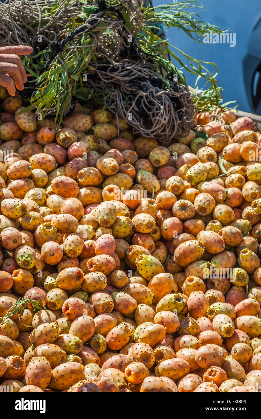 Fig fruits market hi-res stock photography and images - Alamy
