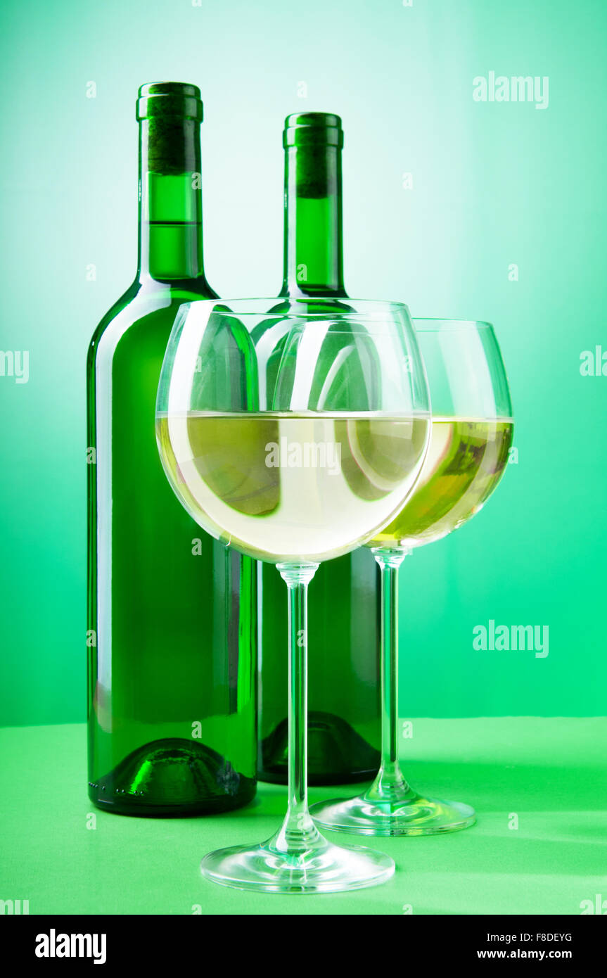 Wine concept with gradient background Stock Photo - Alamy