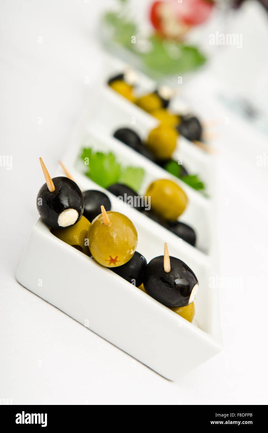 Olives served in the plate Stock Photo - Alamy