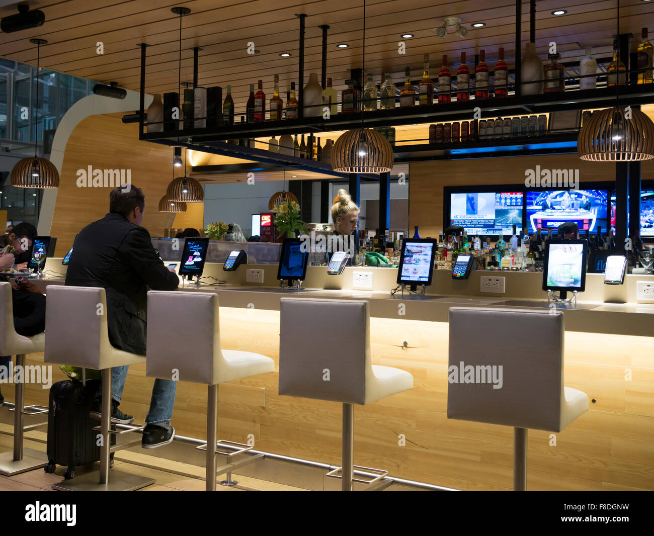 Toronto airport food hi-res stock photography and images - Alamy