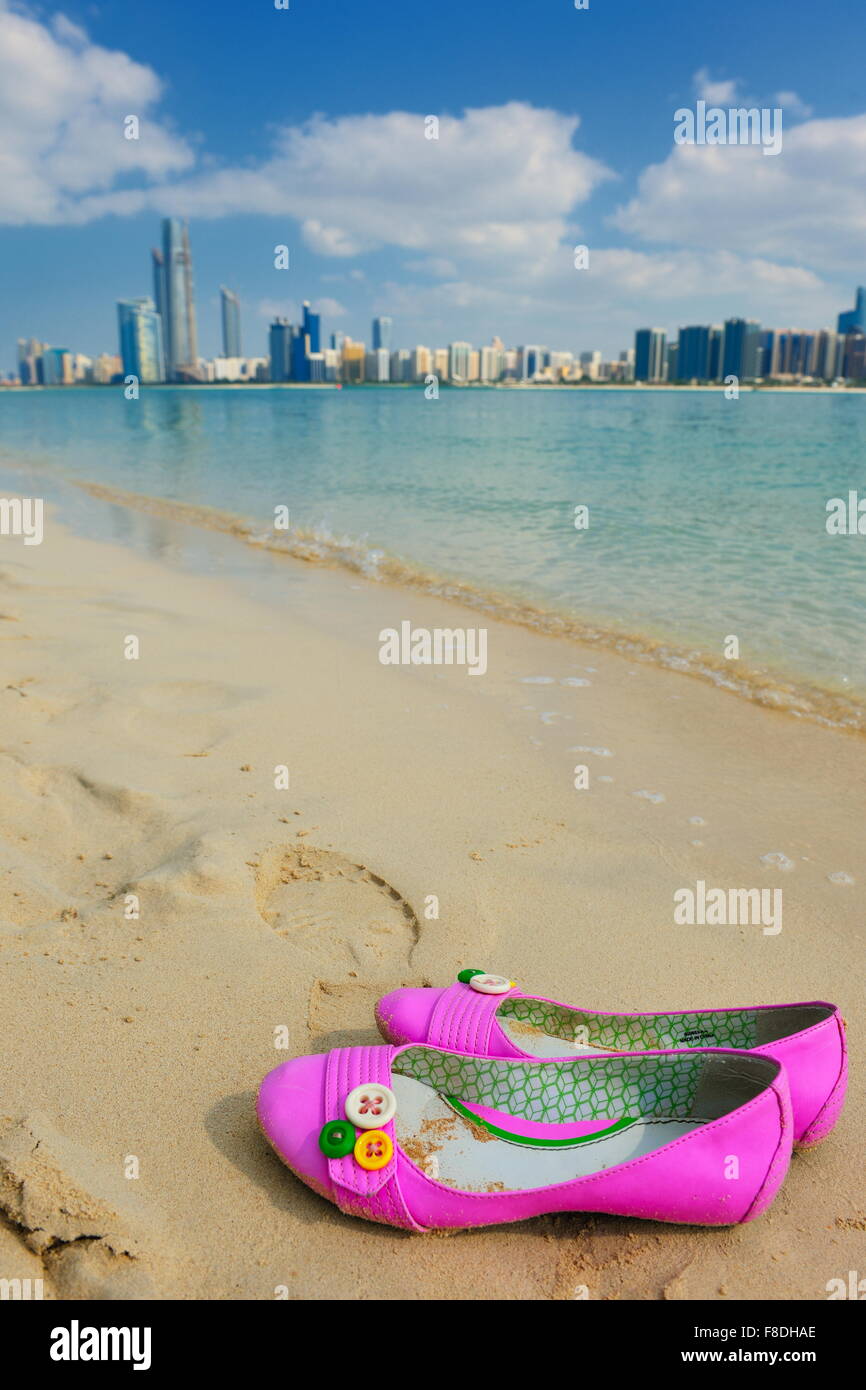 modern arabic City Abu Dhabi Landscape and cityscape panorama Stock ...