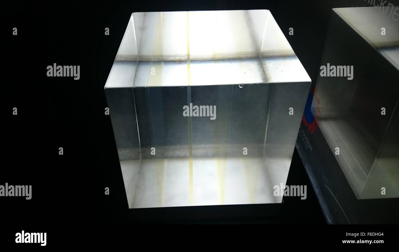 half meter thick piece of glass used of aquarium wall Stock Photo - Alamy