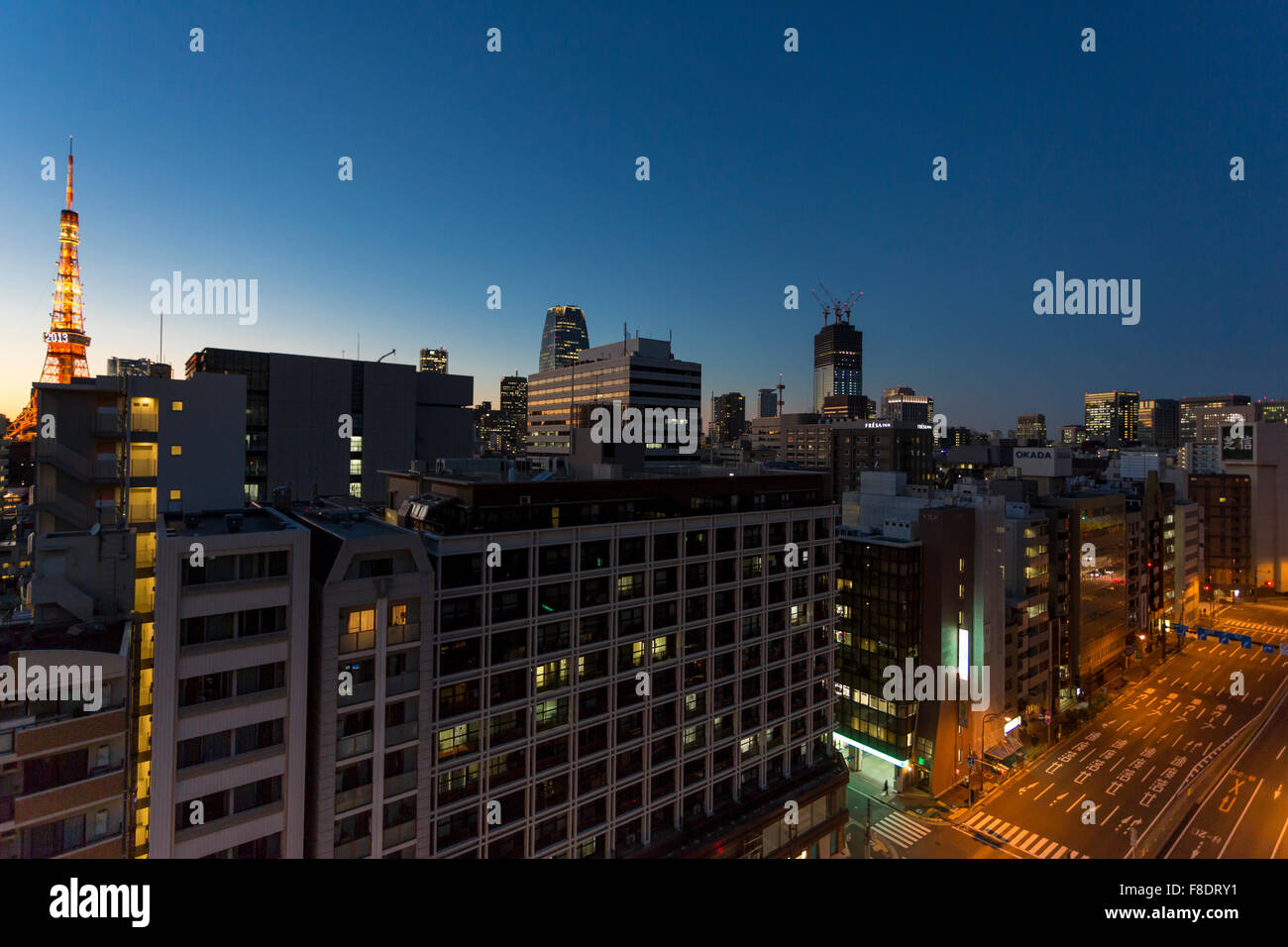 Night skyline of tokyo hi-res stock photography and images - Alamy