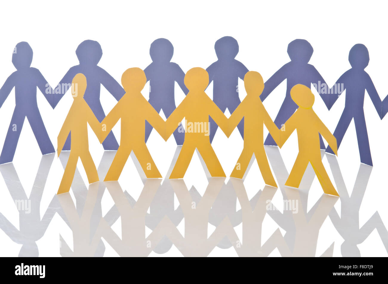 Teamwork concept with paper cut people Stock Photo - Alamy