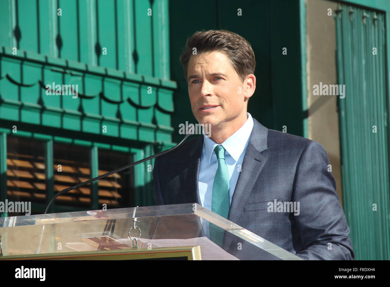 Rob grill hi-res stock photography and images - Alamy