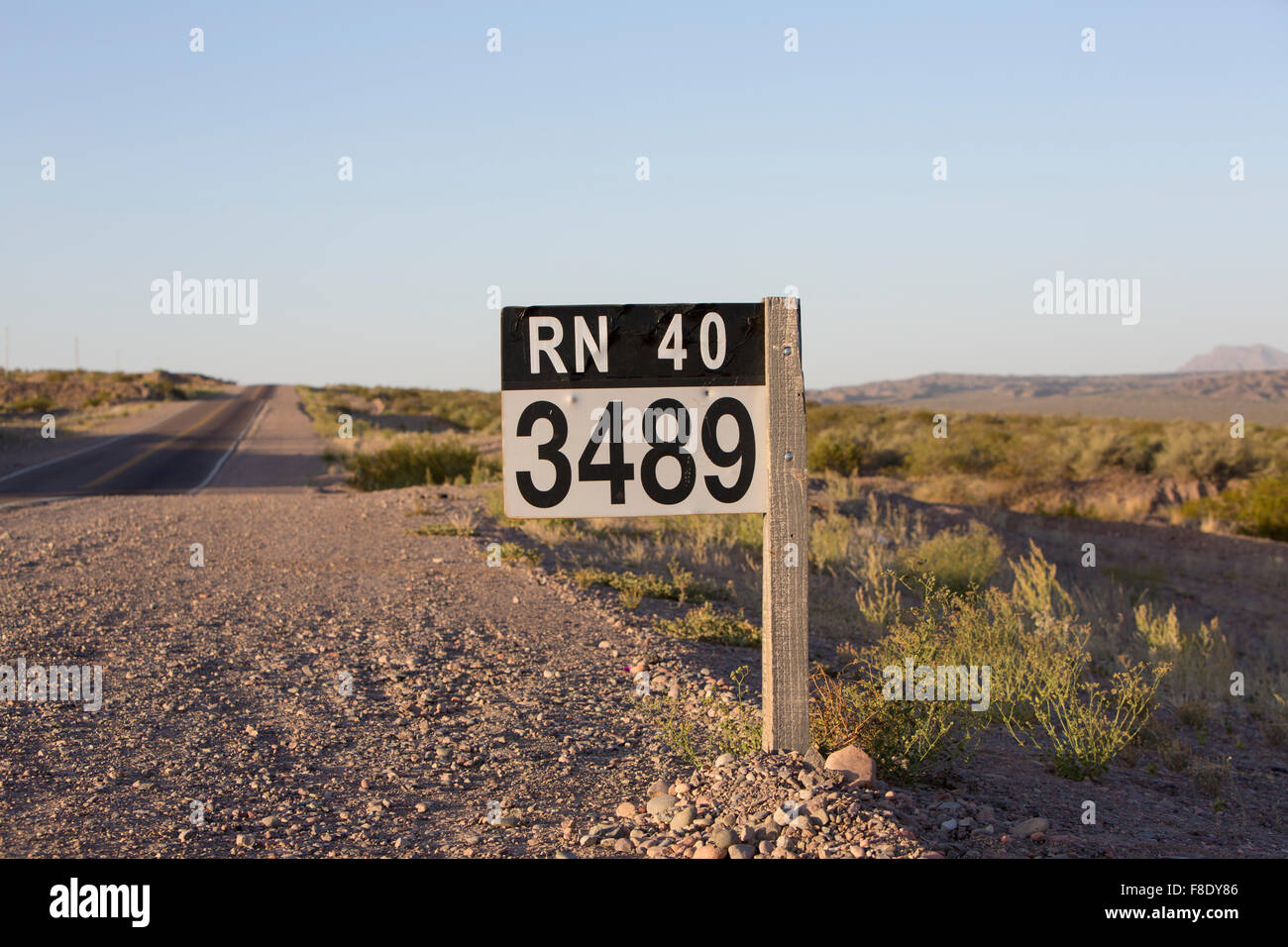 Route 40 sign hi-res stock photography and images - Alamy