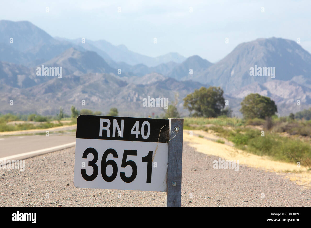Route 40 sign road hi-res stock photography and images - Alamy