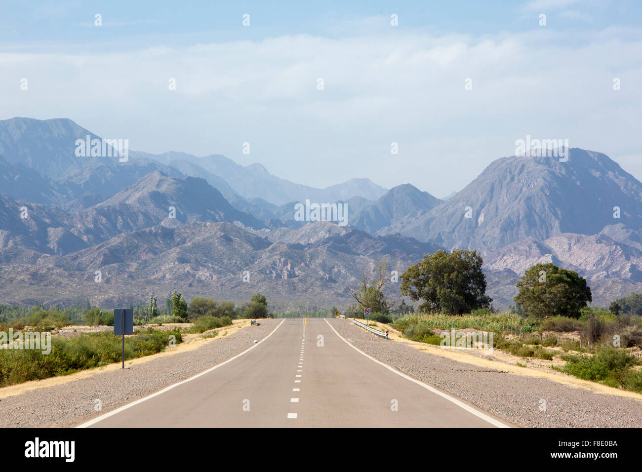Road 40 argentina andes hi-res stock photography and images - Alamy