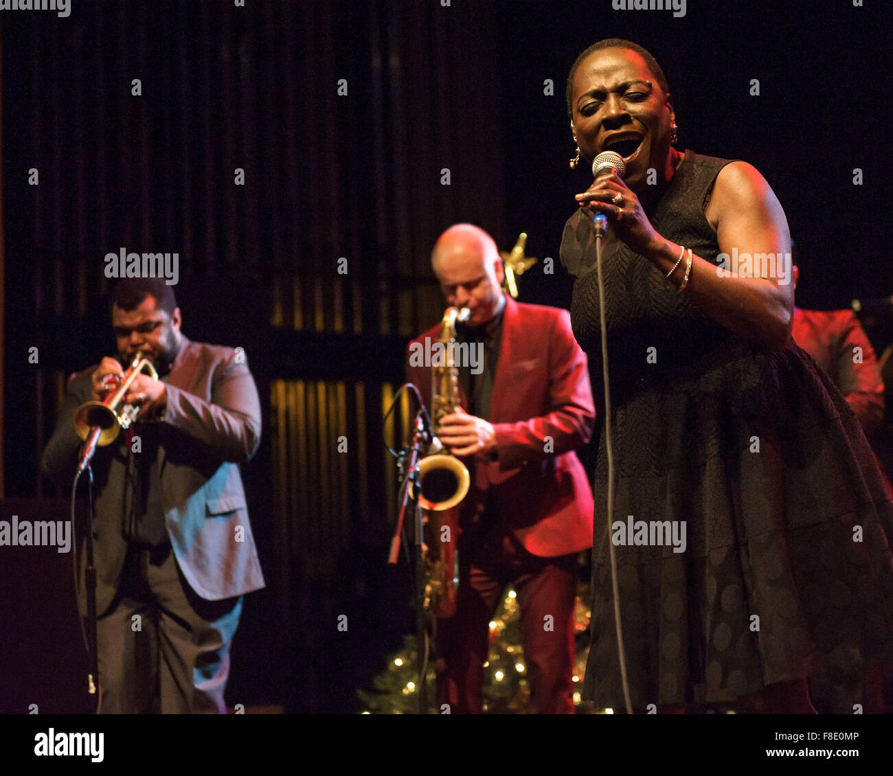 Dap kings sharon jones hi-res stock photography and images - Alamy