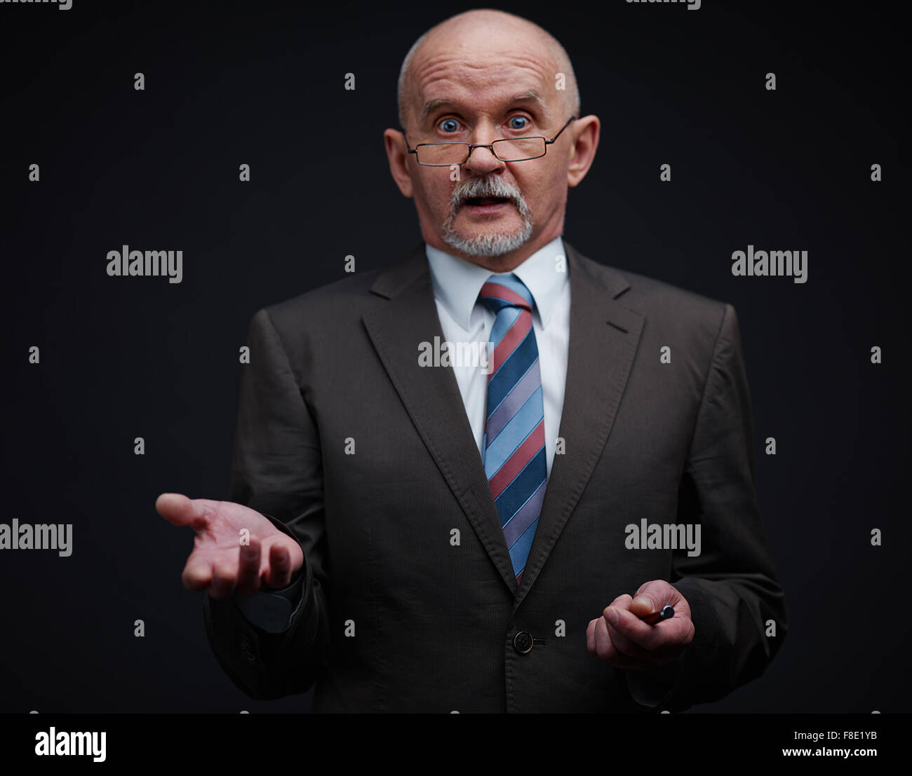 Explaining something hi-res stock photography and images - Alamy