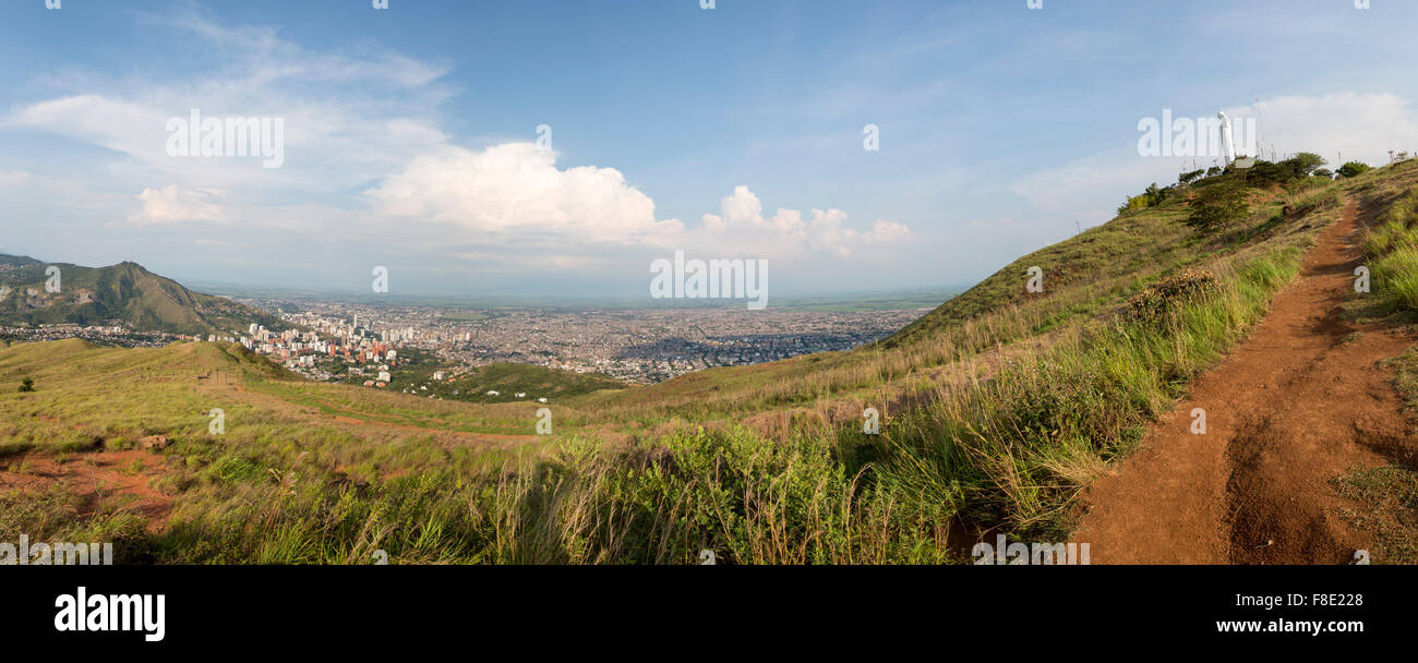 Daylight panorama cityscape of Cali, Colombia Stock Photo - Alamy