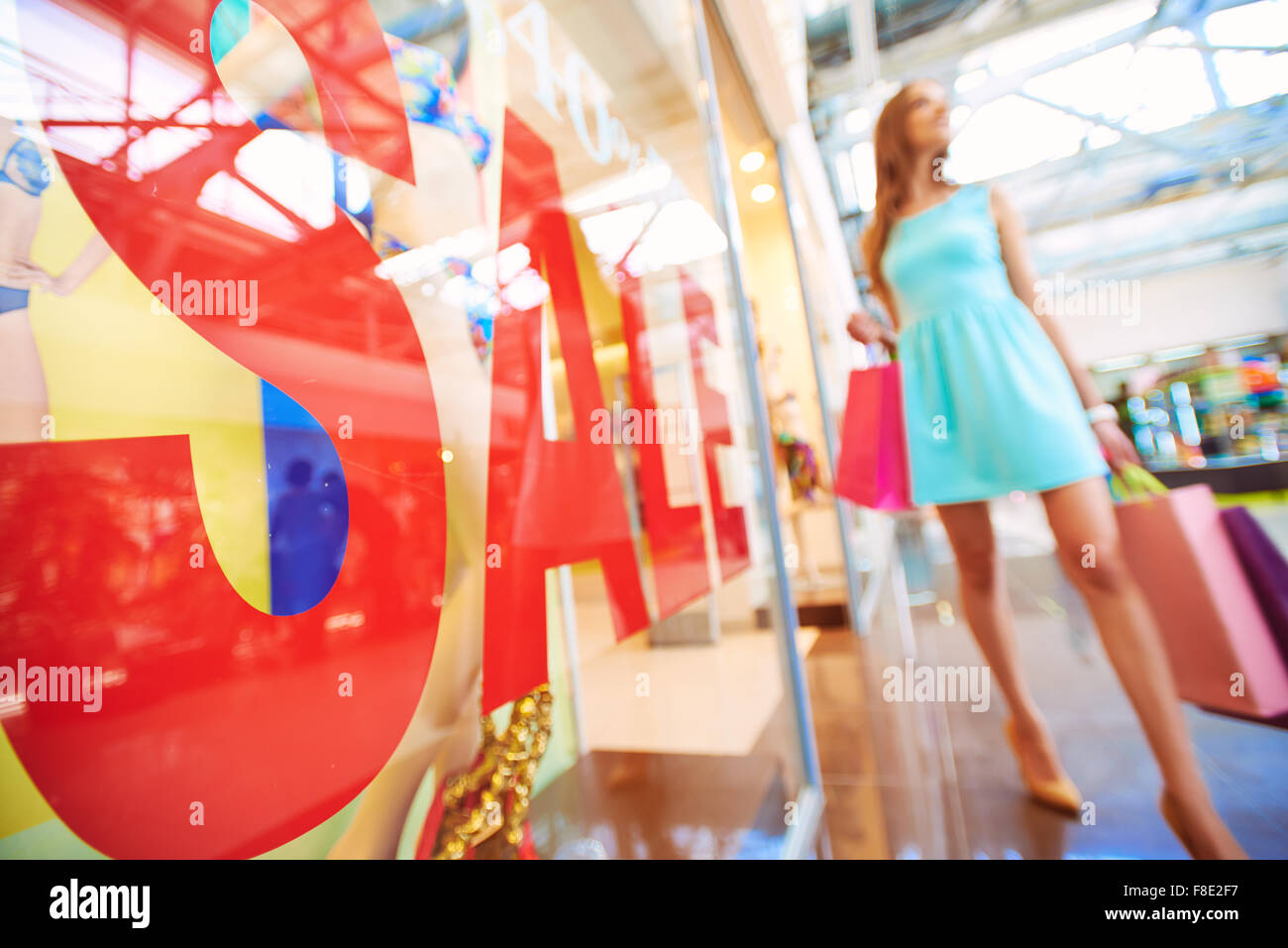 Shop window with sale announcement Stock Photo - Alamy