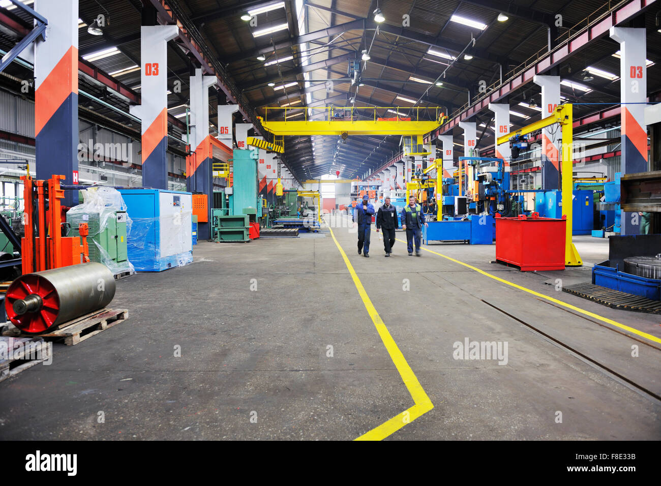 Factory machine hall hi-res stock photography and images - Alamy