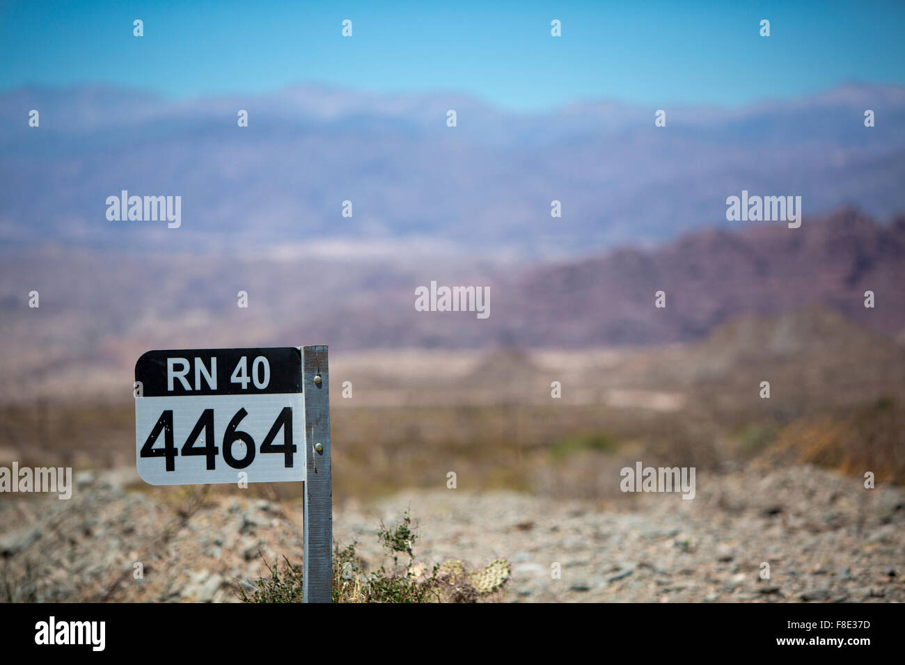 Route 40 sign road hi-res stock photography and images - Alamy