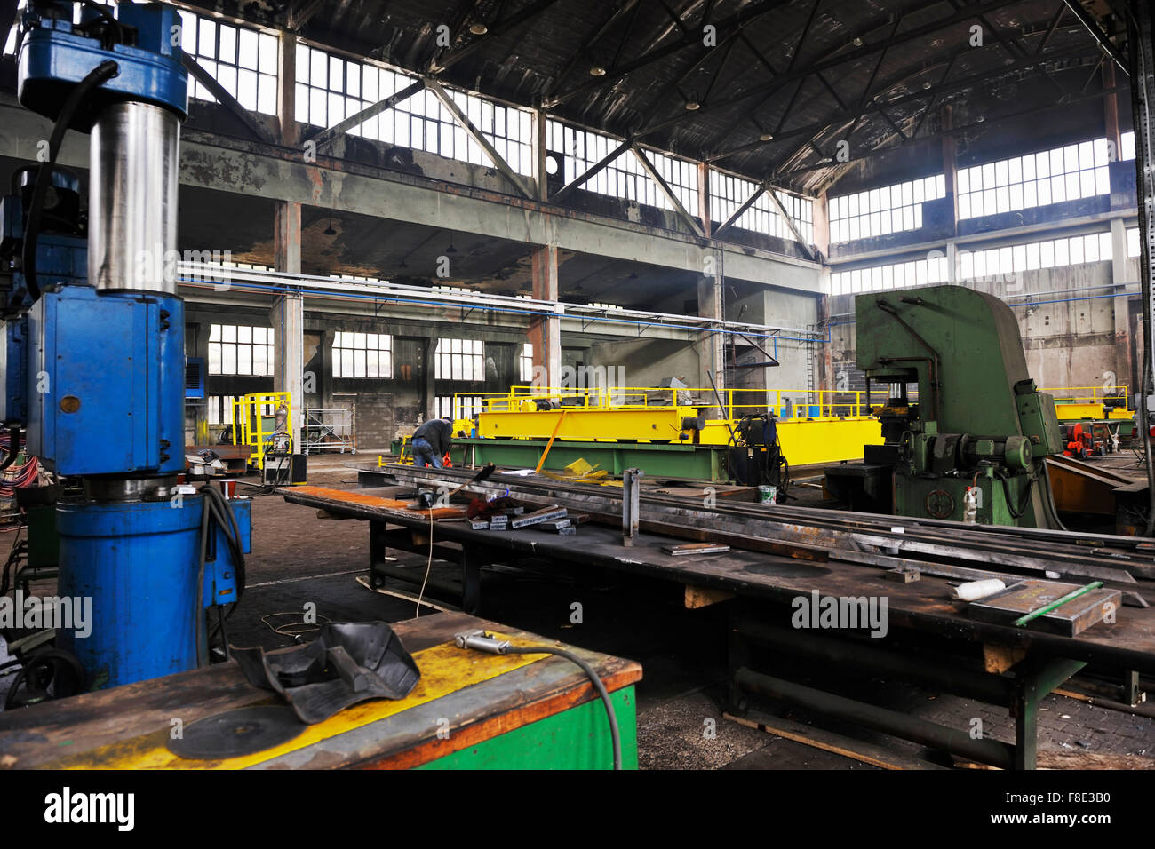 Factory machine hall hi-res stock photography and images - Alamy