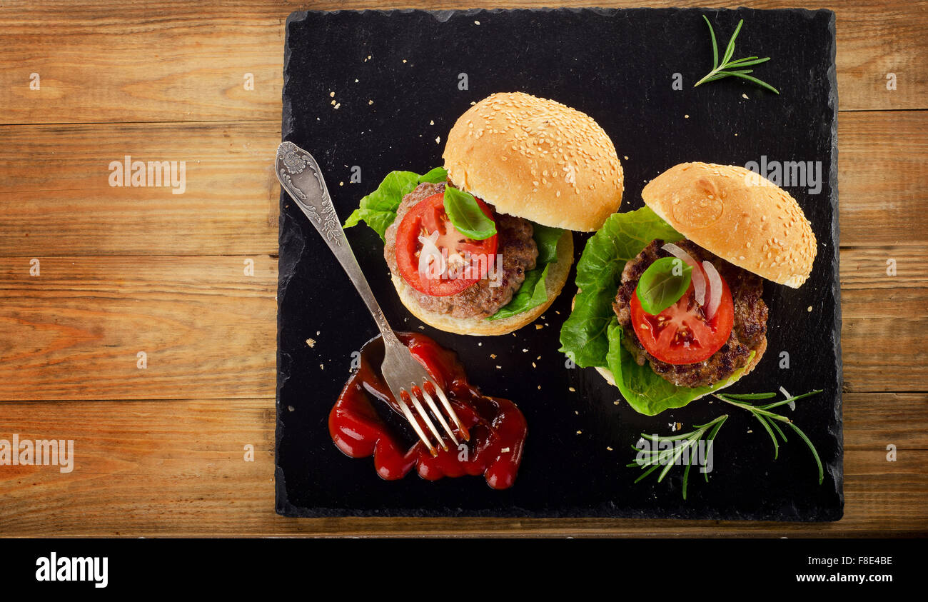 Homemade burgers top view hi-res stock photography and images - Alamy