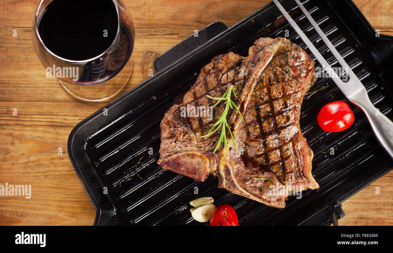 Top view beef steak grilled hi-res stock photography and images - Alamy