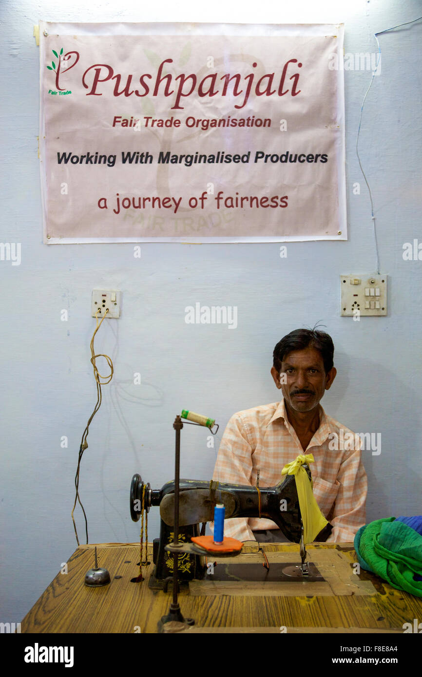 Pushpanjali hi-res stock photography and images - Alamy