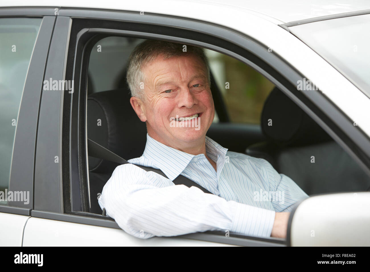 Senior driver hi-res stock photography and images - Alamy