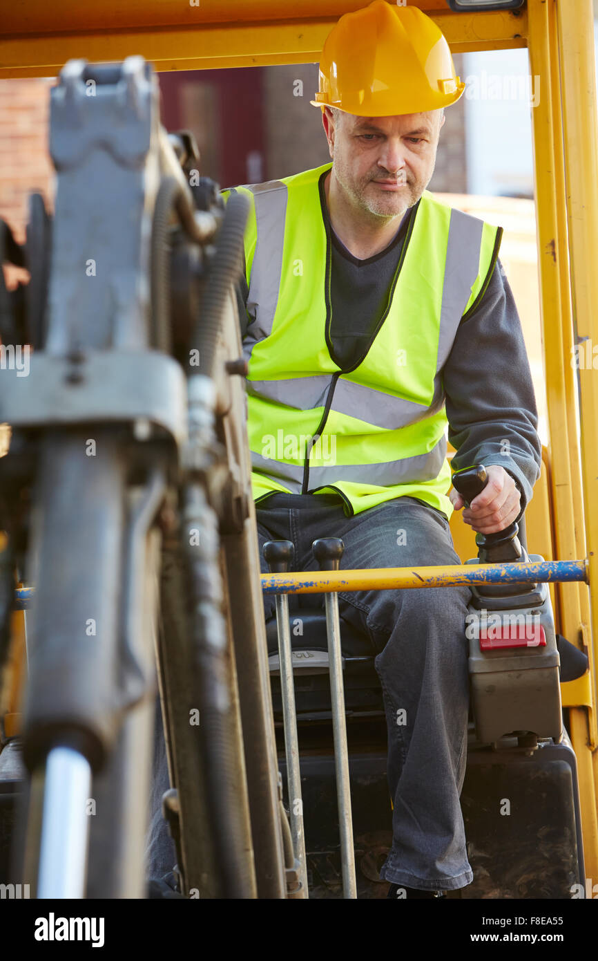 Construction worker on site, portrait Stock Photo - Alamy