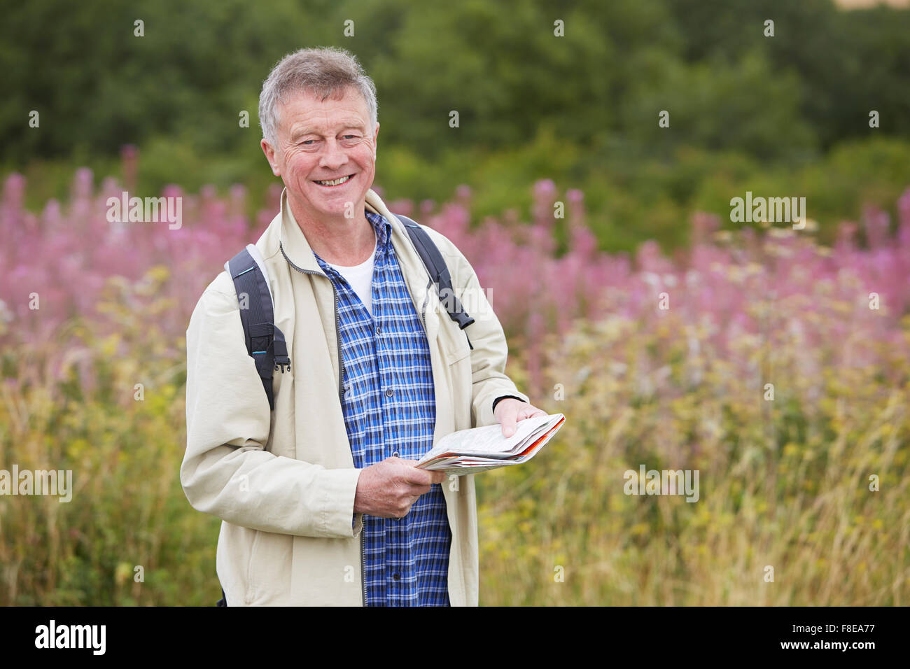 Man enjoying countryside hi-res stock photography and images - Alamy