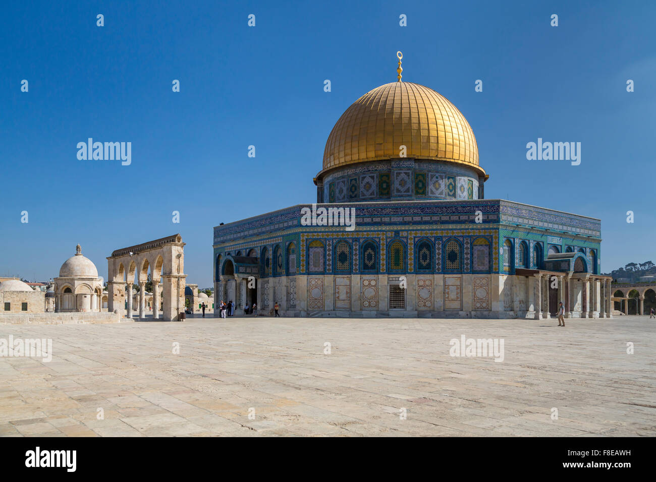 The dome of the Rock, a Muslim shrine on the Temple Mount in the old ...