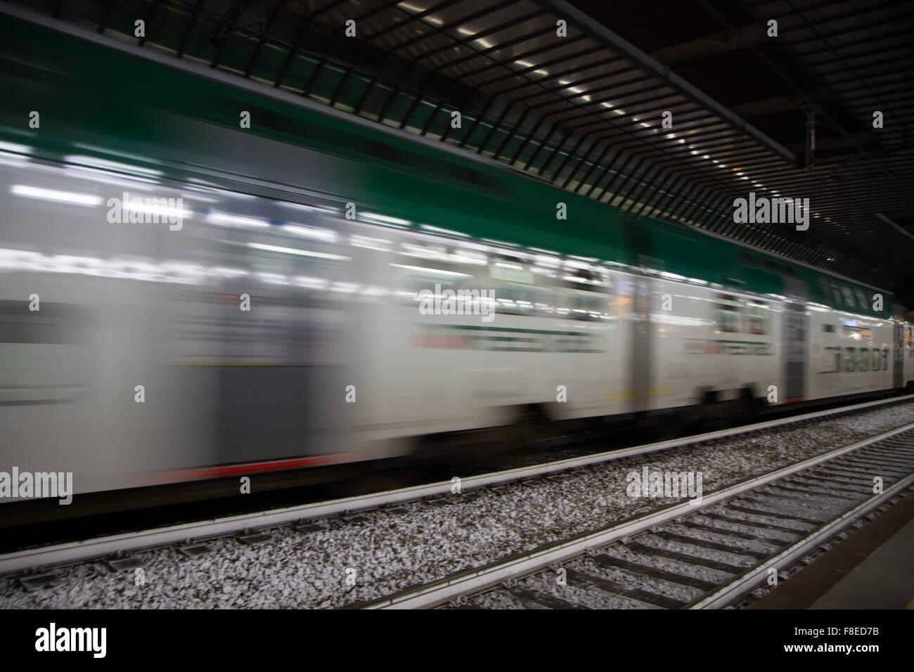 High speed train and fast and motion hi-res stock photography and ...
