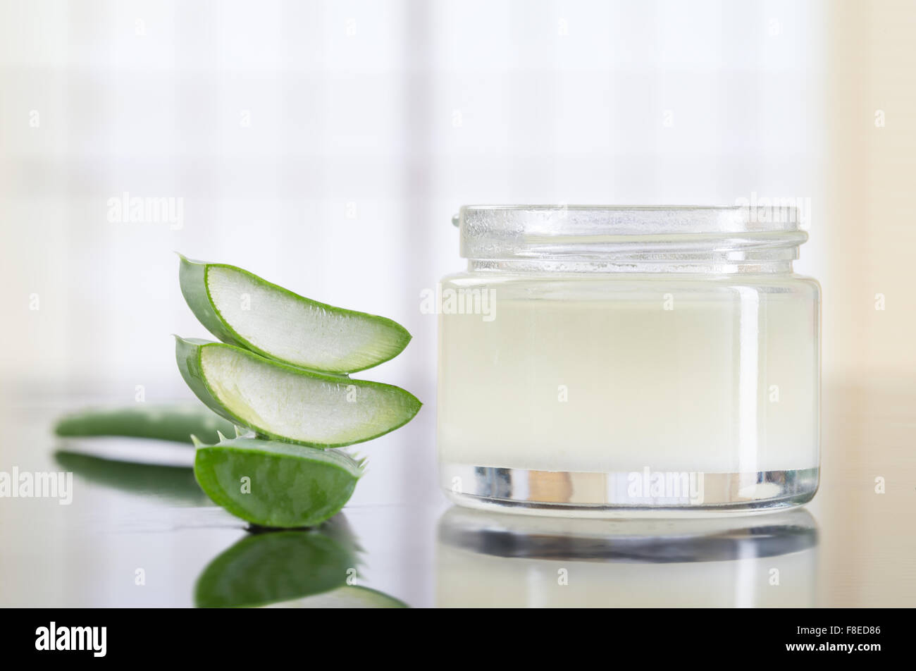 Solvent extract hi-res stock photography and images - Alamy