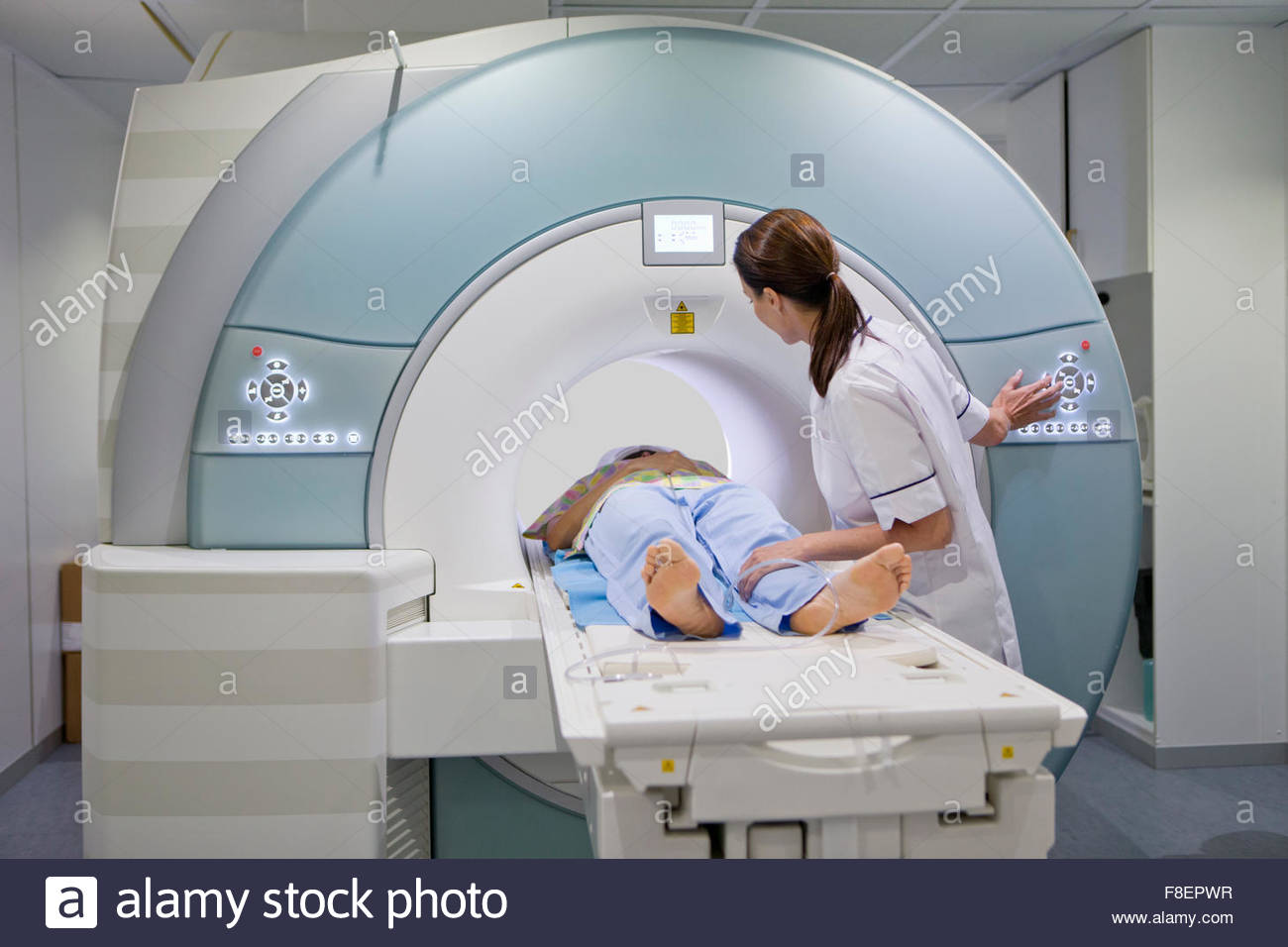 Mri Machine Stock Photos & Mri Machine Stock Images - Alamy