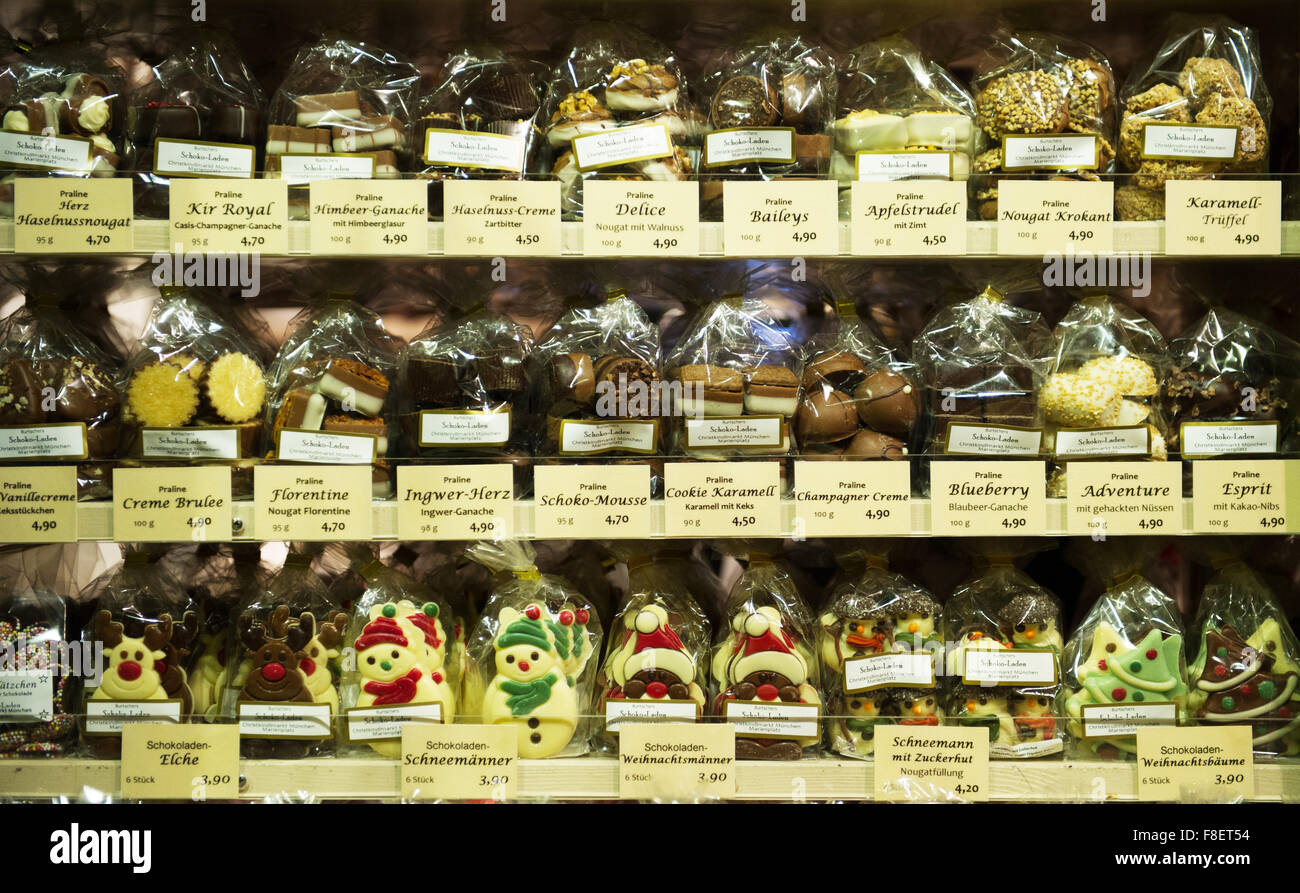 Munich, Germany. 08th Dec, 2015. Sweets for sale at a merchant's booth ...