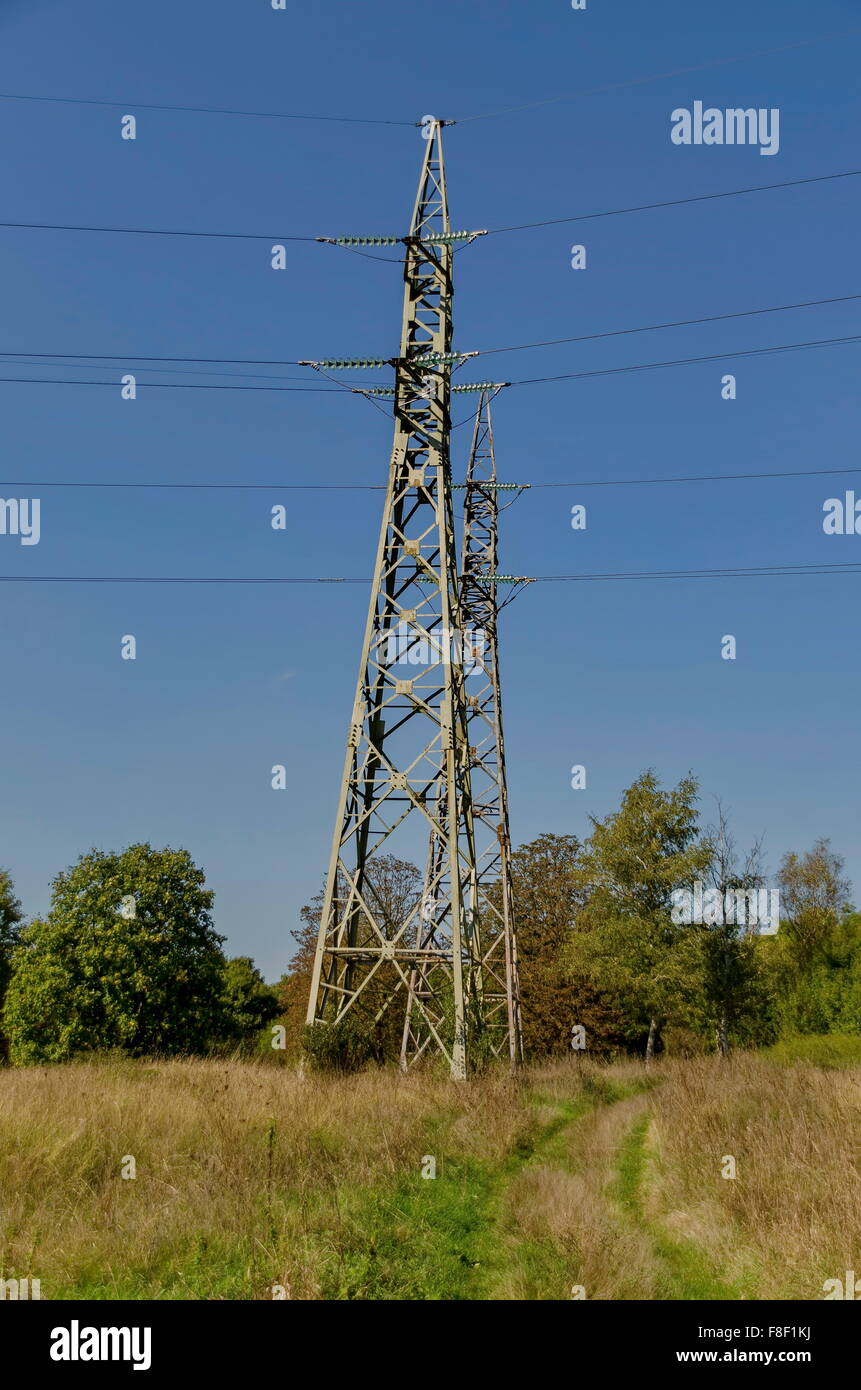 Transmission line hi-res stock photography and images - Alamy