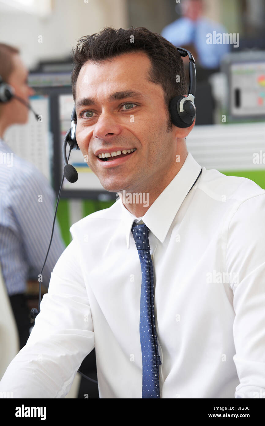 Customer service team working global hi-res stock photography and ...