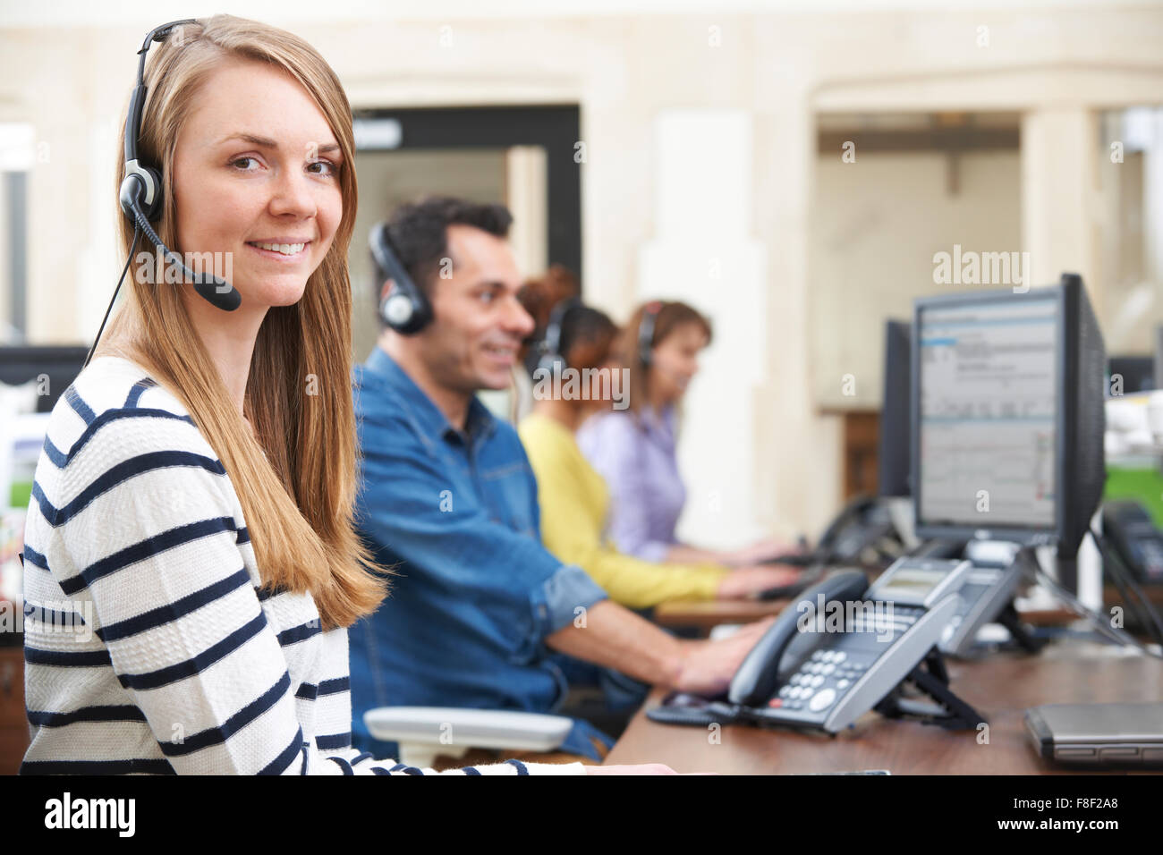 Call center agents hi-res stock photography and images - Alamy