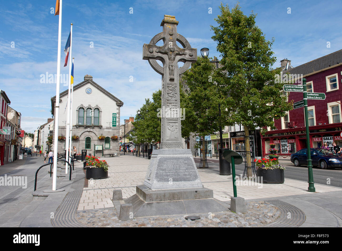 Cashel, county Tipperary, Ireland. Town center Stock Photo - Alamy