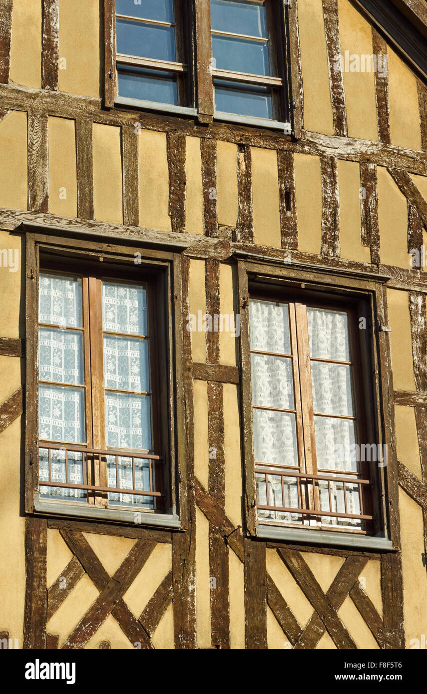 Windows in half-timbered house in Troyes, France Stock Photo - Alamy