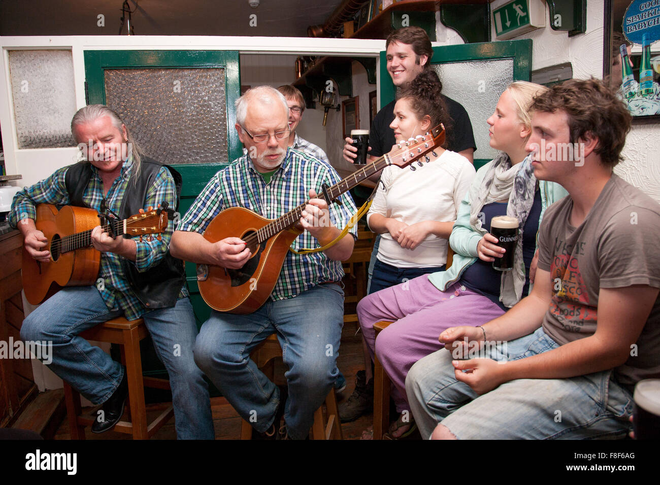 The tipperary irish pub hi-res stock photography and images - Alamy