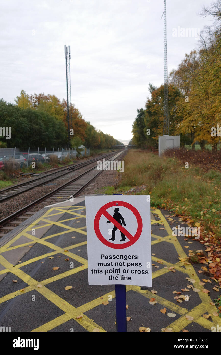Railway Warning Notice at Crowthorne Station, Berkshire, UK -1 Stock ...