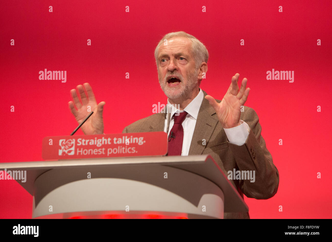 Jeremy corbyn hat hi-res stock photography and images - Alamy