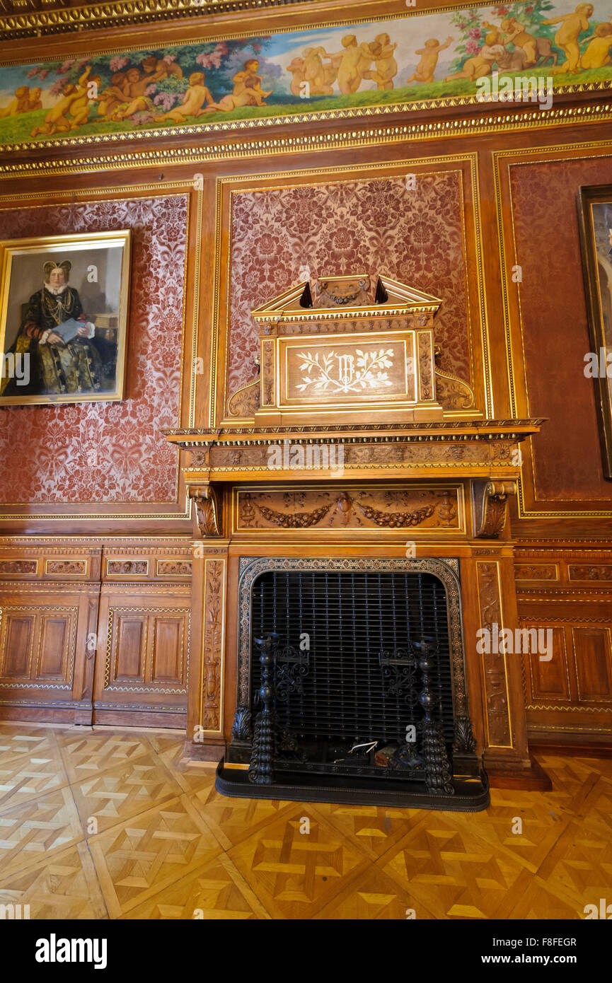 An ornate fireplace at the Hungarian State Opera House in Budapest ...