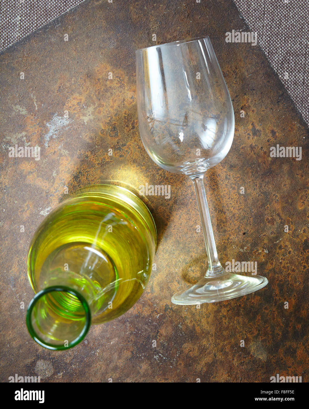 Large wine bottle hi-res stock photography and images - Alamy