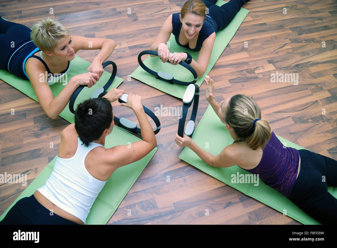 group of girls working out in a fitness club Stock Photo - Alamy