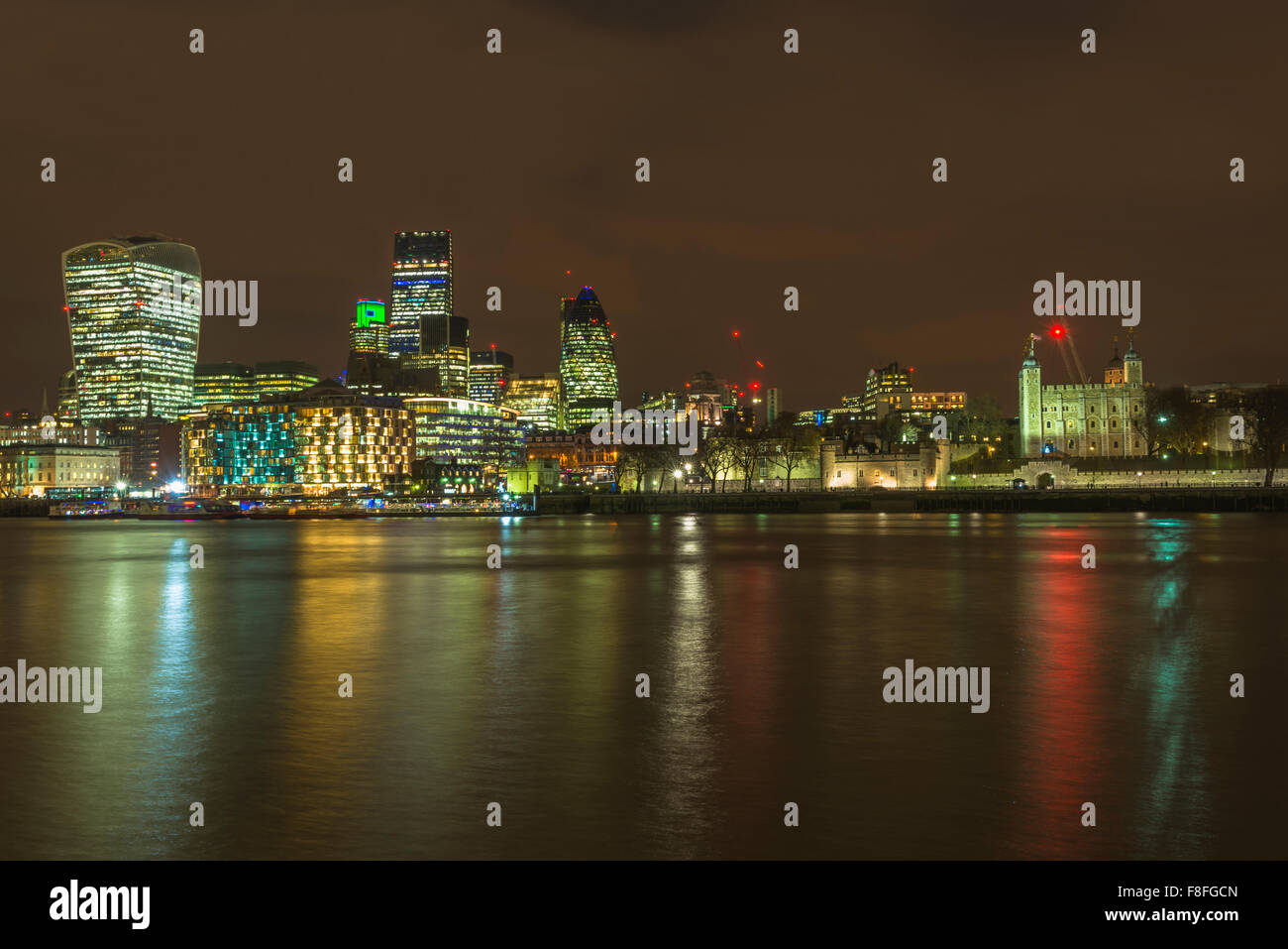 Night view of London's cityscape across river Thames Stock Photo - Alamy