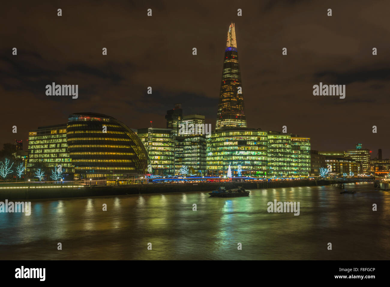 Night view of London's cityscape across river Thames Stock Photo - Alamy