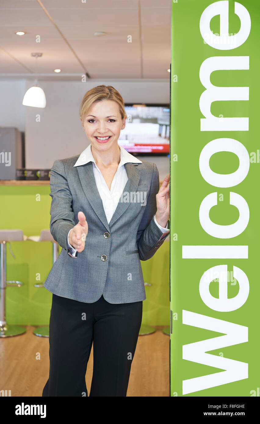 Welcoming visitor hi-res stock photography and images - Alamy